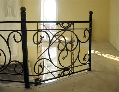 მოაჯირი ფოტოალბომები აირონ პროგრესი ლითონის ჭედური დამუშავება