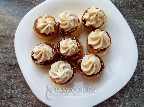 Волованы с курицей — рецепт с фото пошагово