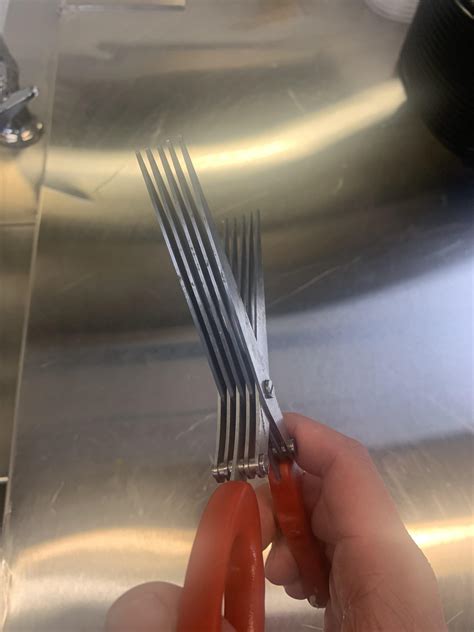 These Scissors Can Scissor Some Scissoring Mildlyinteresting