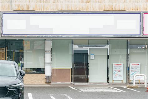 旧1号線ぞいモトランドの「理容プラージュ」が閉店してる 寝屋川つーしん