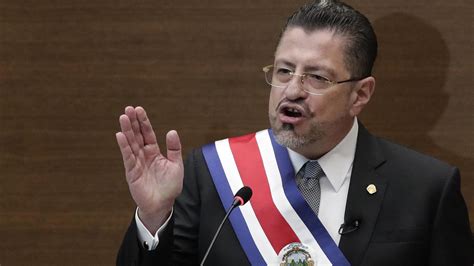 ¿quién Es Rodrigo Chávez El Nuevo Presidente De Costa Rica
