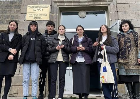 სამების საჯარო სკოლის მოსწავლეებმა ინტელექტუალურ თამაშში გაიმარჯვეს ეტალონი