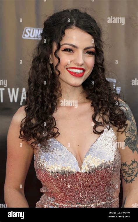 April 11 2023 Burbank Ca Usa Los Angeles Apr 11 Emmaline At