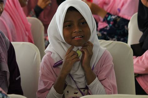 Yayasan Sjogrens Syndrome Indonesia April Is Sjogrens Awareness
