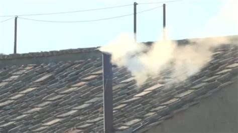 Избраха нов папа Бял дим се разнесе над Сикстинската капела 168 Часа