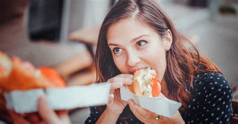ご飯を美味しそうに食べる女性はなぜ魅力的に見えるのか Hikikomotrip