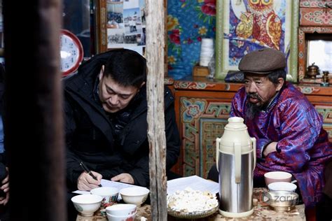 Ерөнхий сайд малчдын амьдралд онцгой анхаарахаа илэрхийллээ