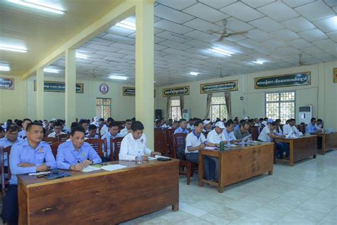 ឯកឧត្តម វង្ស ពិសេន ដឹកនាំប្រជុំបូកសរុបលទ្ធផលការងាររបស់គណបក្សស្រុកពារាំងប្រចាំខែមិថុនា