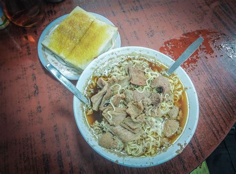 Wai Kee Noodle Cafe Sham Shui Pos Iconic Dishes