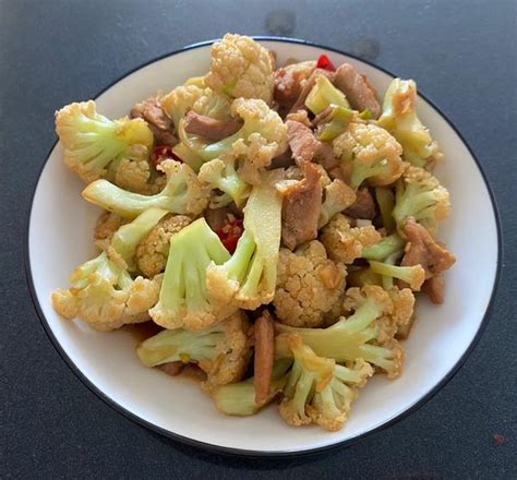 【花菜炒肉图片】户6024 M1lg 下厨房