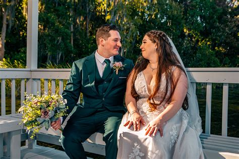Sarah Anthony Wedding At Knotted Roots On The Lake