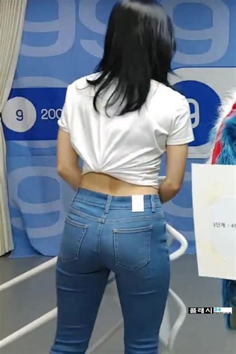 플래시24 연예 스포츠 프로미스나인 이새롬 청바지 힙업 예쁜 한국 여자 퀸카로 살아남는 법 여성 청바지