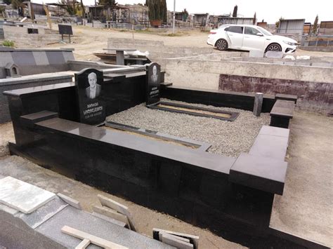 საფლავის მოპირკეთება საფლავის ქვები