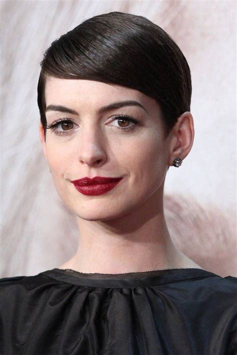 Anne Hathaway Look Book Hair Styles Short Hair Styles Party Hairstyles