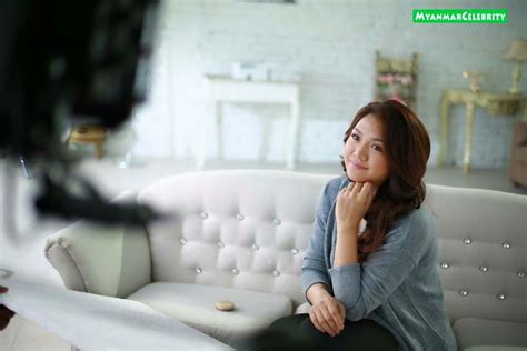 မသန်စွမ်းကျောင်းမှာ အလှုလုပ်မယ့် သက်မွန်မြင့် Myanmarload