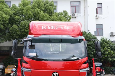 图飞碟 W7 220马力 6X2 6 2米排半仓栅式载货车 国六 FD5240CCYP78K6 1 实拍图片 1678870 卡车之家