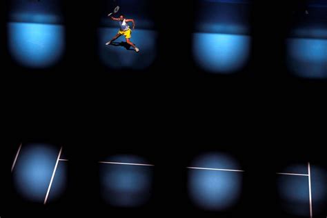 ФОТО Австралийн түймрийн үеэр болсон талбайн теннисний их дуулга