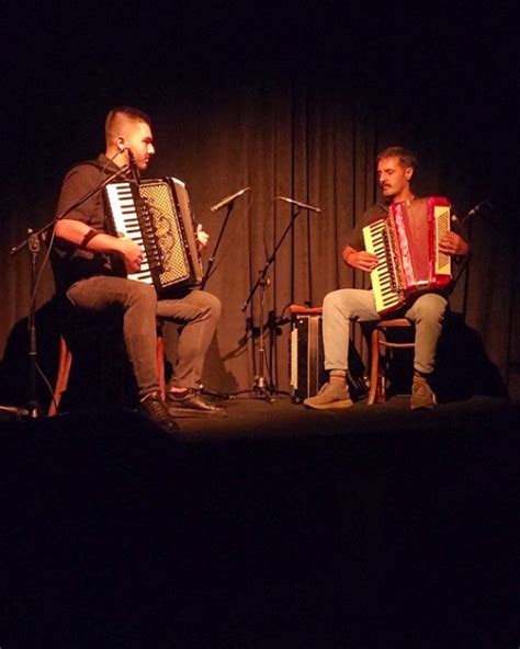 Dr Niloofarnoohi ️ ‎همراه با اساتید و دستیاران تخصصی گروه فارماکواکونومی علوم پزشکی تهران باغ