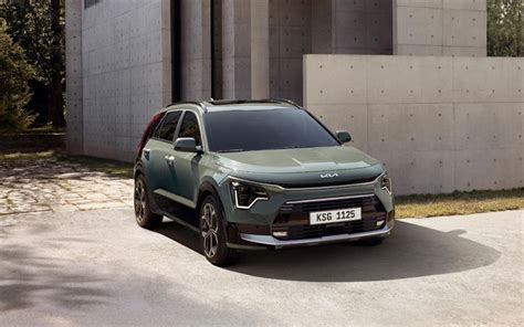 다운로드 2023년 기아 니로 하이브리드 전면보기 외부 회색 기아 니로 잡종 한국 자동차 기아 바탕 화면 무료 데스크톱 용 무료 데스크톱 용 그림 다운로드 2023년 기아 니로 하이브리드 전면보기 외부 회색 기아 니로 잡종 한국 자동차 기아 바탕 화면 무료 데스크톱 용 무료 데스크톱 용 그림