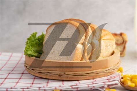 دانلود عکس نان تست در سبد چوبی دانلود رایگان فایل لایه باز، Psd