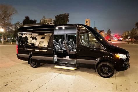 Rent A 12 Passenger Van In Los Angeles