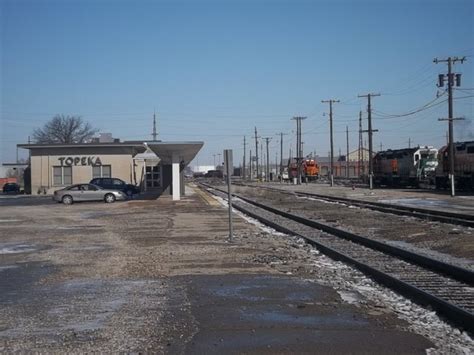 Foto Estación De Amtrak Topeka Kansas Estados Unidos