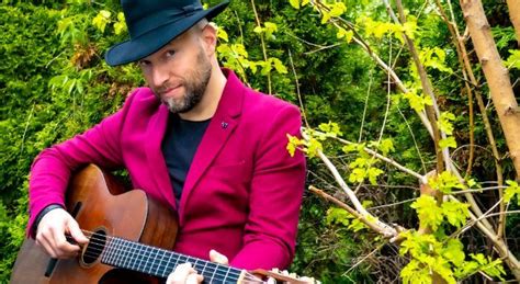 Entrevue Et Performance En Direct Avec Marco Calliari Cflo