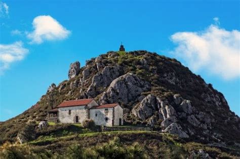 Pico Sacro Descubre La Montaña Sagrada De Galicia