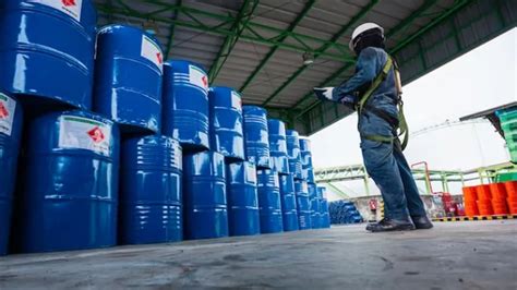 واردات مواد شیمیایی ترخیص مواد شیمیایی🔸 یک روزه