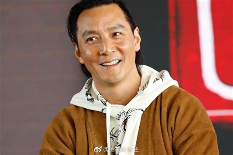 吳彥祖48歲近況曝光！「髮際線倒退還發福」網不忍直視：都變形了 娛樂星聞