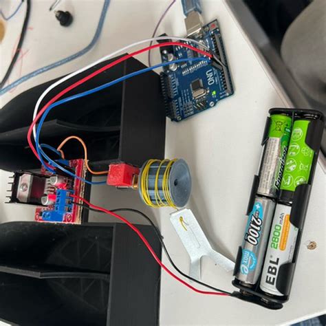 Boat With Arduino Controlled Anchor System Boat With Arduino Controlled Anchor System