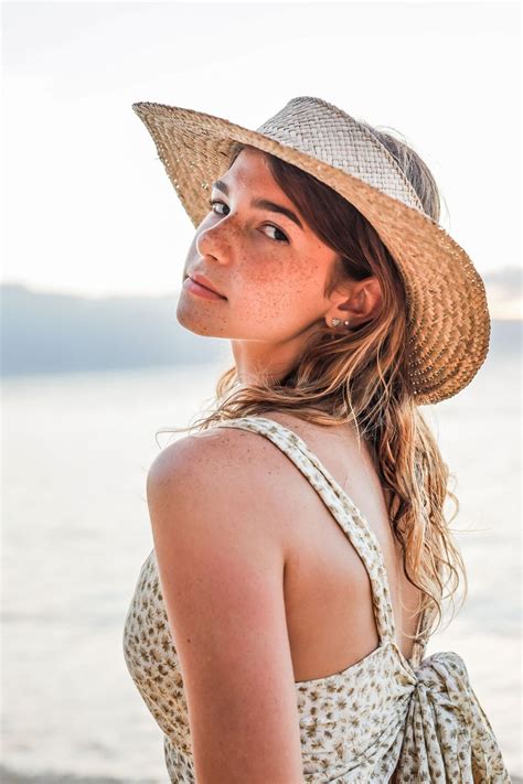 Vienna Phillips — Niche Models And Talent