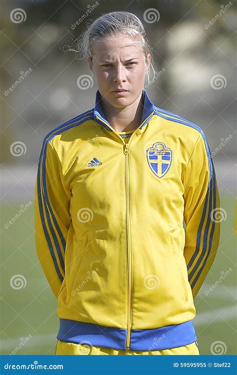 Svensk Kvinnlig Fotbollsspelare Lina Hurtig Redaktionell Foto Bild Av Grupp Ställning 59595955