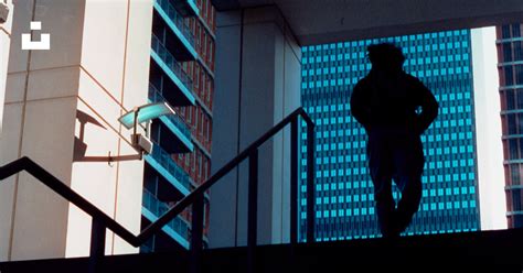 계단을 올라가는 남자의 실루엣 사진 Unsplash의 무료 보스턴 이미지 계단을 올라가는 남자의 실루엣 사진 Unsplash의 무료 보스턴 이미지