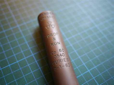 Cobalt 60 Source Cylinder Drop And Run By 253bigfoot Makerworld Download Free 3d Models