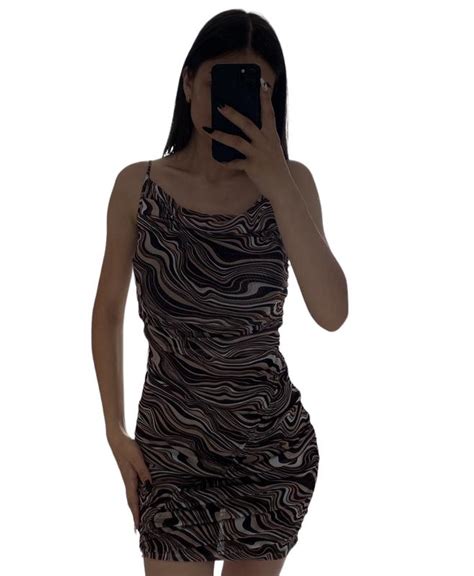 Літня ефектна сукня — ціна 480 грн у каталозі Короткі сукні Купити жіночі речі за доступною