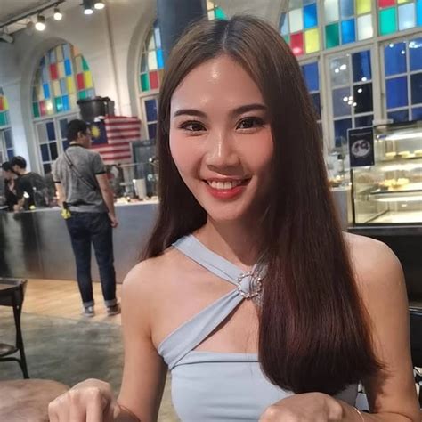 蔡馨 Jora • Threads Say More