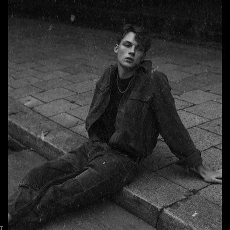 عکس پروفایل پسرونه خفن و شیک