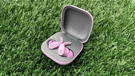 Why Does My Wireless Earbuds Keep Pausing Robots Net