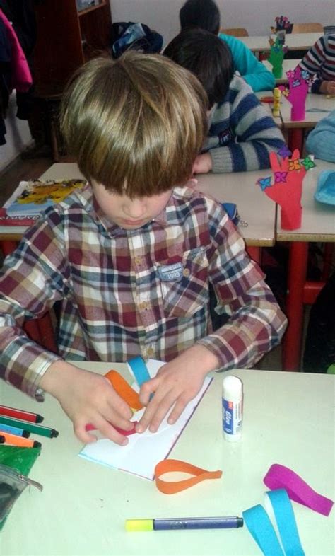 მინდვრის ყვავილები დედის დღე ჩვენს კლასში