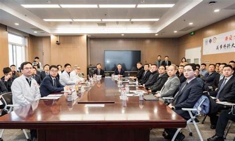 关节外科大师面对面第十七期机器人手术技术高级研习班圆满落幕临床置换术辅助