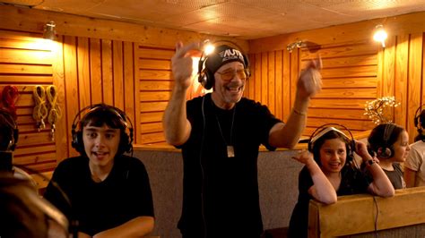 Ori Burg On Linkedin שלומי מתיאס ז״ל היה מורה אהוב ומסור למוזיקה בקיבוץ עין הבשור פלג אחת