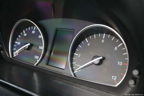图新吉奥 奥腾Pro 标准版 2 8T 2座 5 428米纯电动封闭货车41 93kWh 实拍图片 1720907 卡车之家