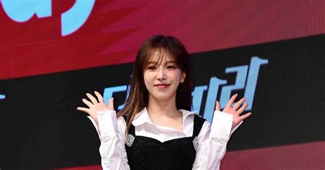 이 정도면 질릴 법도…레드벨벳 웬디 스케이트를 함께 타고 싶은 여자 가수 1위 [ten차트]