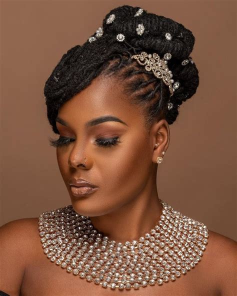 17 Most Flattering Wedding Hairstyles For Locs In 2024