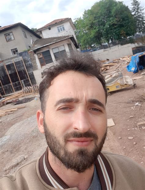 İsmet Demir Business Network World