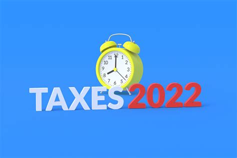 단어 세금 2022 푸른 배경에 알람 시계 근처 세금을 납부하는 개념입니다 지불 시간 보고 기간입니다 마감 연간 소득 3d 렌더 2022년에 대한 스톡 사진 및 기타 이미지