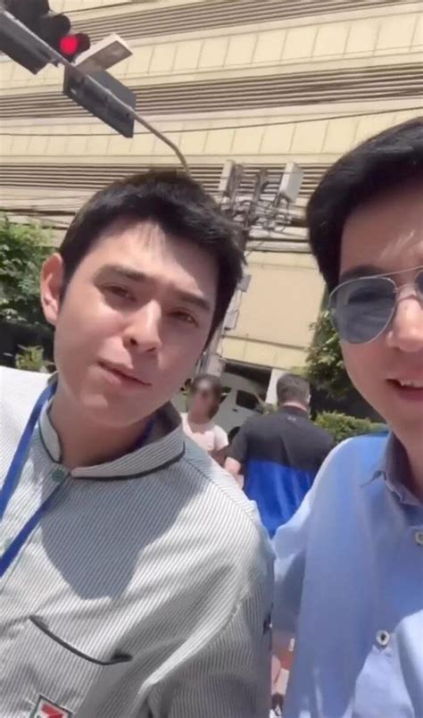 ไม่เกี่ยงงานไม่ยากจน แซม ยุรนันท์ ส่งลูกชายทำงานร้านสะดวกซื้อ สาว ๆ แห่ถามพิกัด