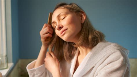 The 5 Best Mid Length Haircuts Right Now Newbeauty