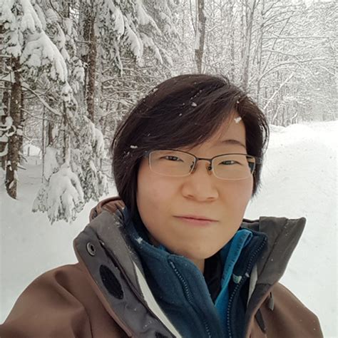 Foundry Postdoc Mina Kim Volunteers With Community Relations